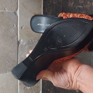 Athena Alexander | Shoes | Athena Alexander 8 Black Red Tan Woven Top 4 ...